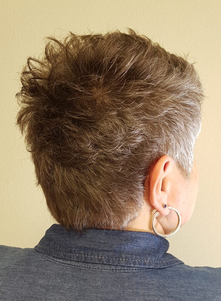 Woran erkennst du ein Bandhaar – GIOVANNAS HAAROASE